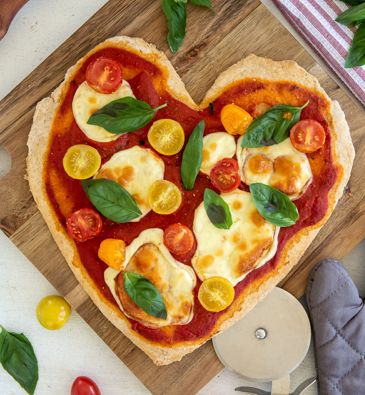 Show the Love this Valentines Day with this Healthy Heart Shaped Pizza!
